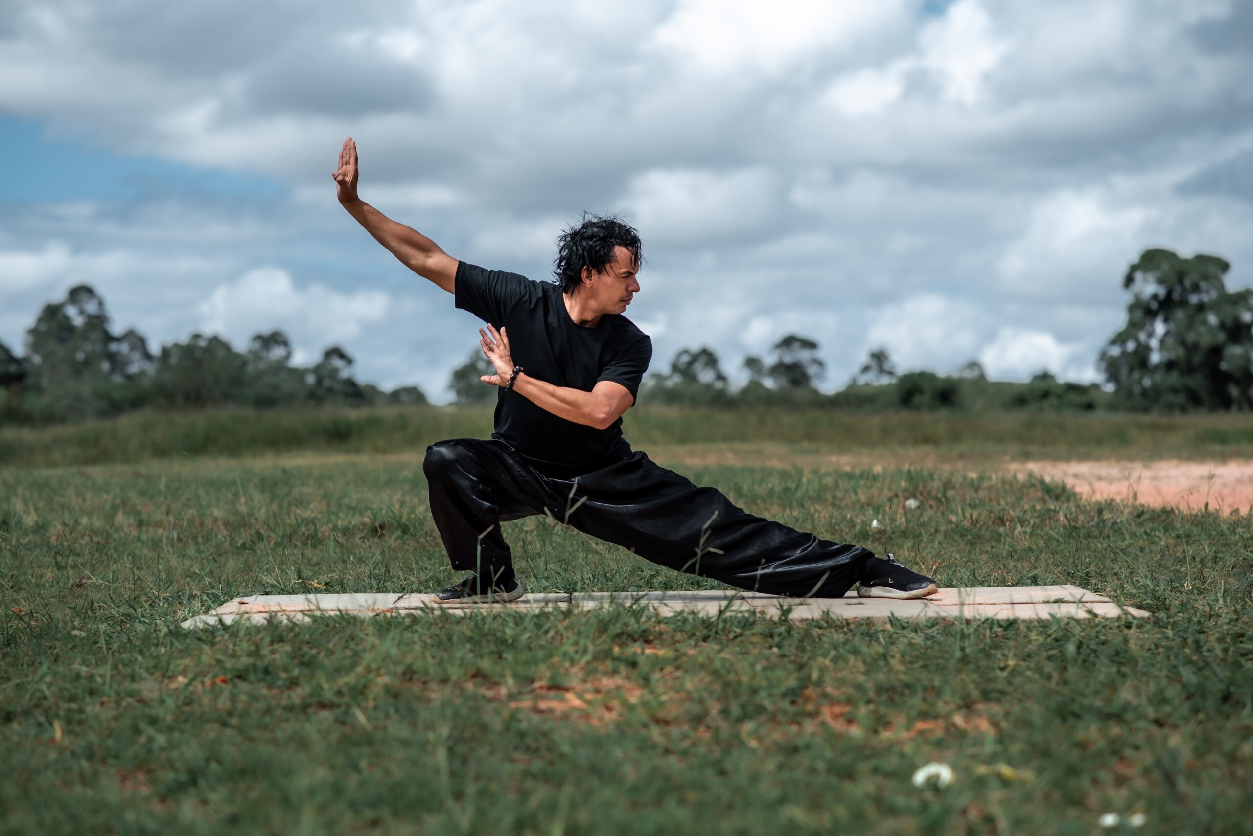 Boros Imre: Qigong – Harmónia kint, harmónia bent – MHE